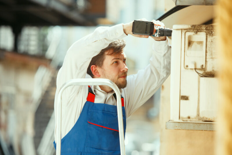 A Complete Guide to CCTV Maintenance Services | Bluechip